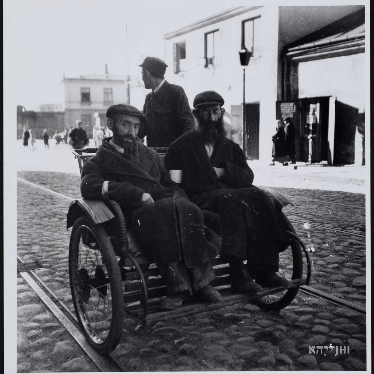 A walk in hell. Photos by Heinrich Jost from the Warsaw Ghetto \ News ...